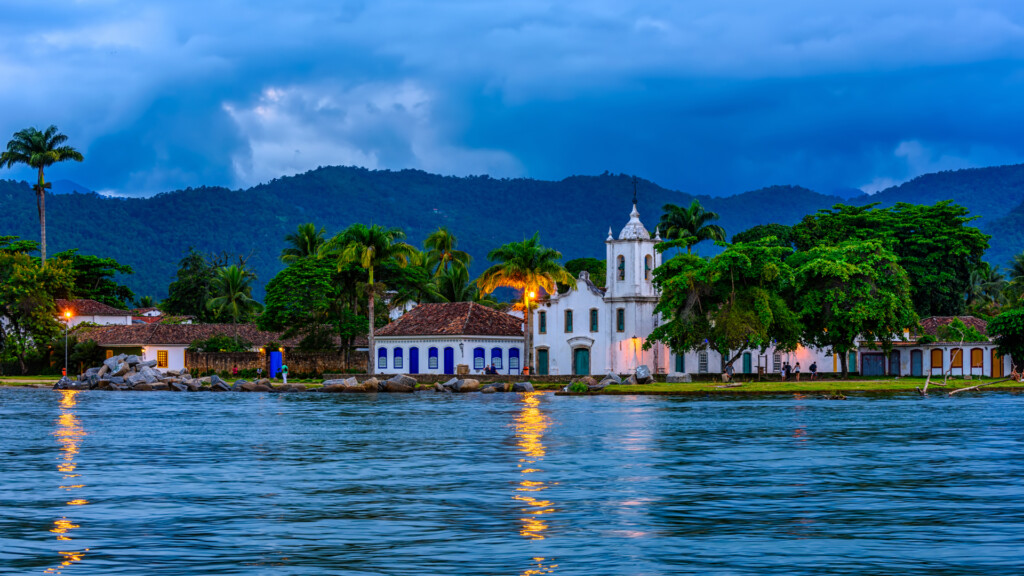 Paraty (RJ) recebe certificado de Patrimônio Mundial pela Unesco